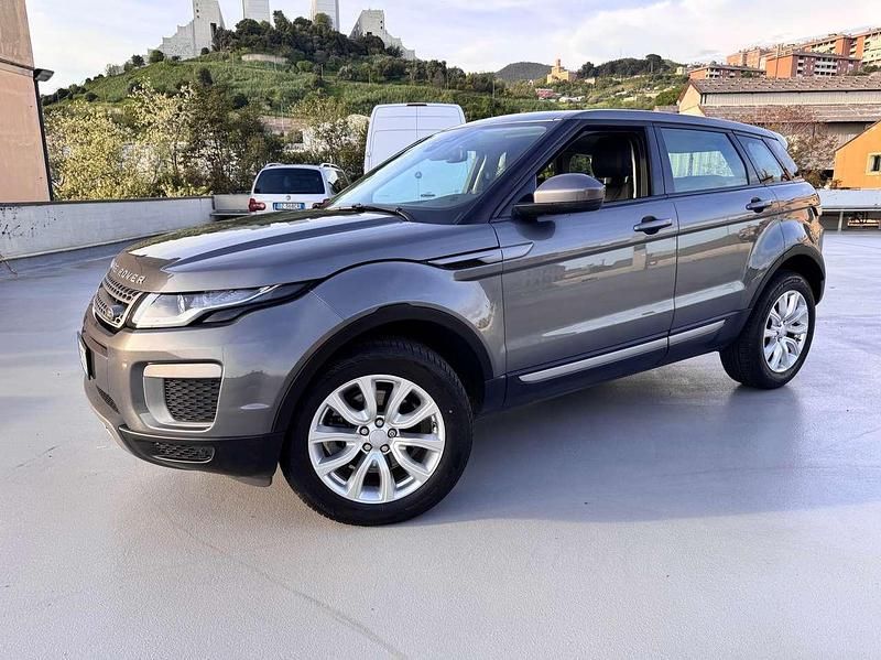 Usata 2017 Land Rover Range Rover evoque SE 150 CV SUV – 16157 Genova ...