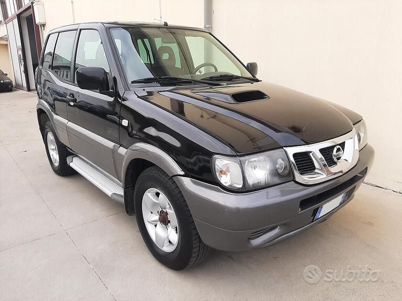 Usata 2002 Nissan Terrano 154 CV SUV – 42024 Castelnovo di Sotto (RE ...