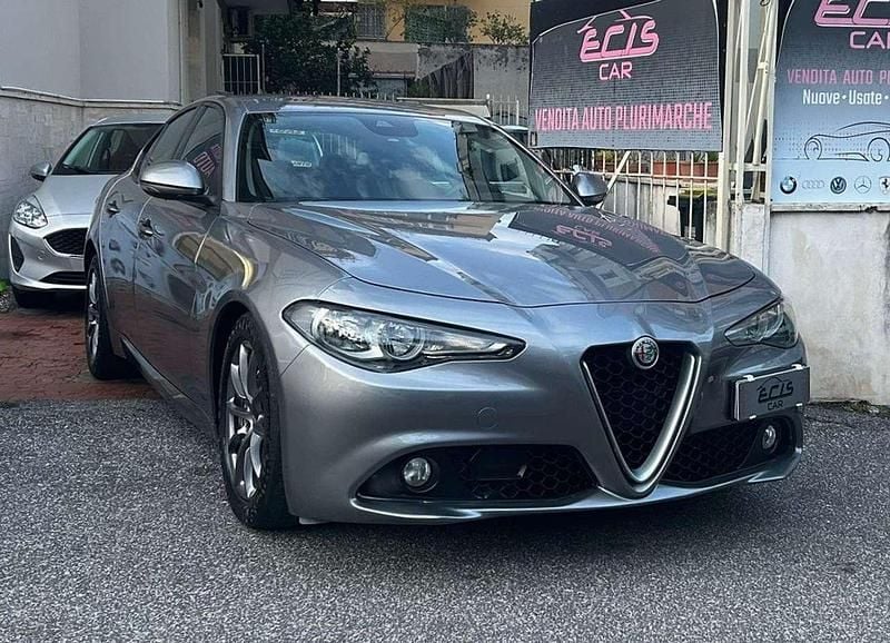 Usata 2017 Alfa Romeo Giulia Super 200 CV Berlina – 00169 Roma - Rm ...