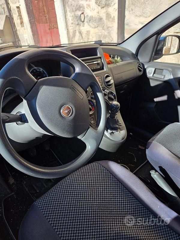 Usata 2009 Fiat Panda 4x4 Due volumi – Abruzzo (Privato) – 5000 € (Non ...