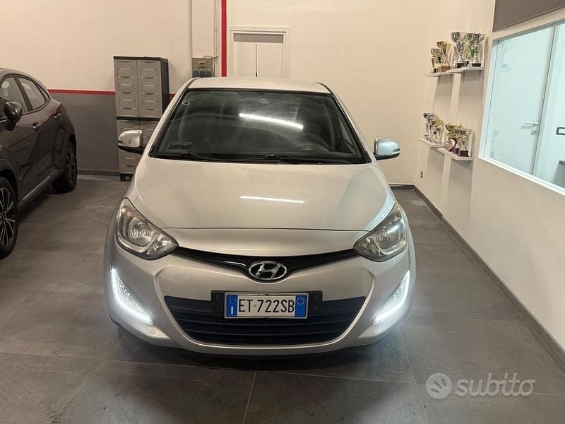 Usata 2014 Hyundai i20 Edition 85 CV Tre volumi – 42028 Poviglio (RE ...