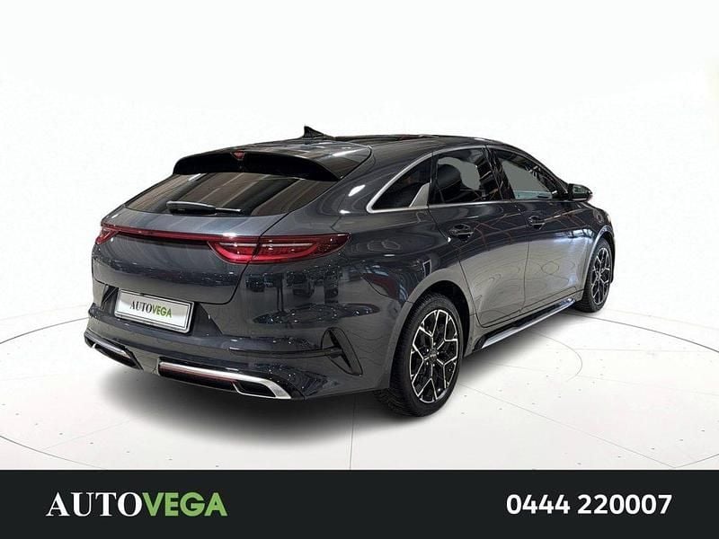 Usata 2021 Kia ProCeed GT-Line 160 CV Station wagon – 36100 Vicenza ...