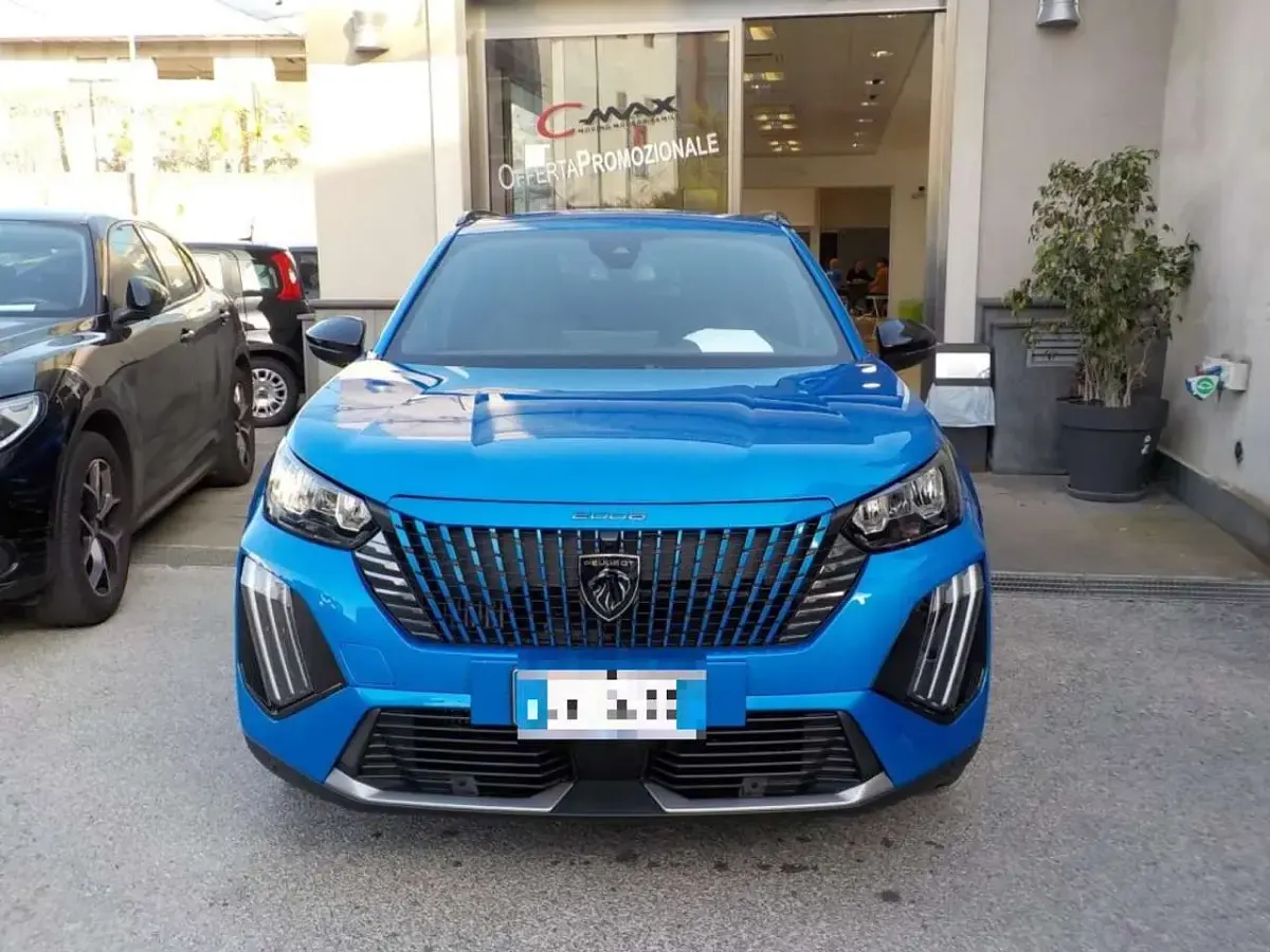 Nuova Peugeot 2008 Style 110 CV (2026) in Torre del Greco - Napoli - Na ...