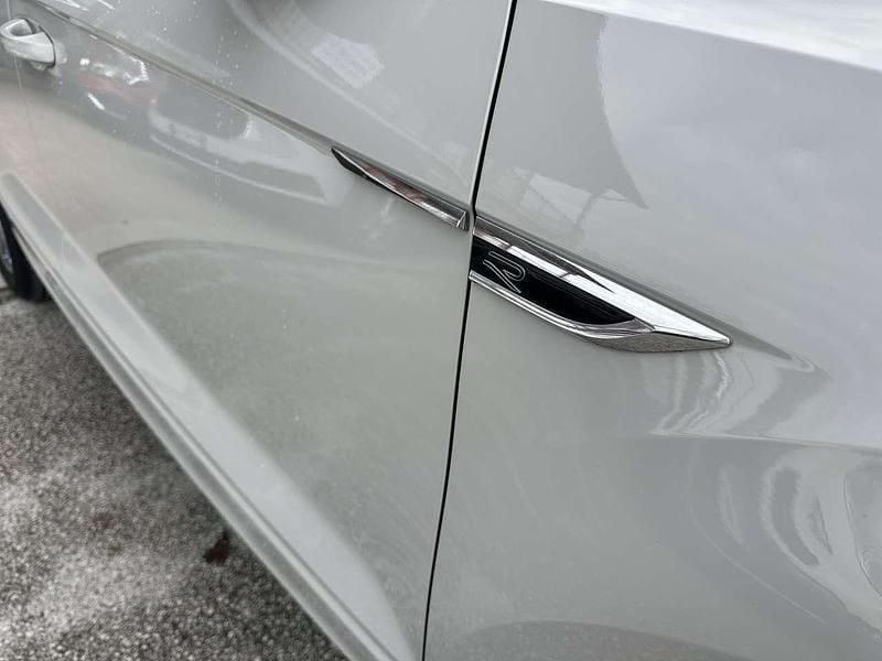 Usata 2024 VW T-Roc R-line 150 CV SUV – 06024 Gubbio - Perugia - Pg ...