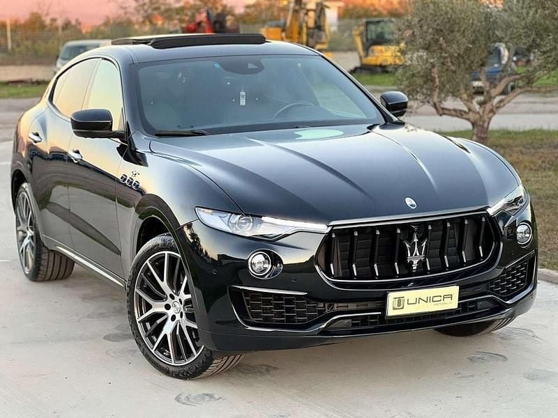 Usata 2022 Maserati Levante GT 330 CV SUV – 80048 Sant'anastasia ...