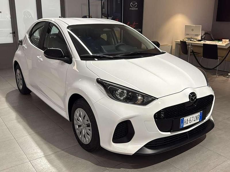 Nuova 2025 Mazda 2 Prime-Line 92 CV Due volumi – 24047 Treviglio ...