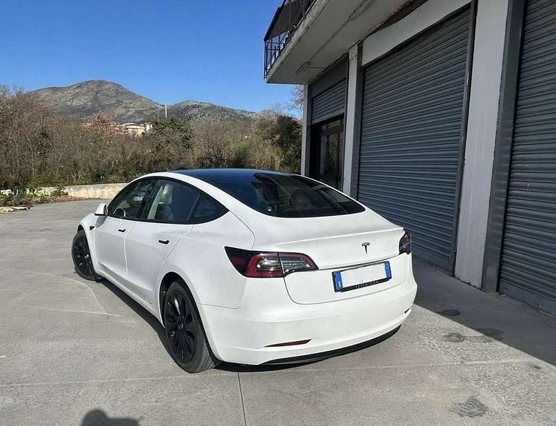 Usata 2022 Tesla Model 3 Standard Range 120 CV Tre volumi – 84020 ...