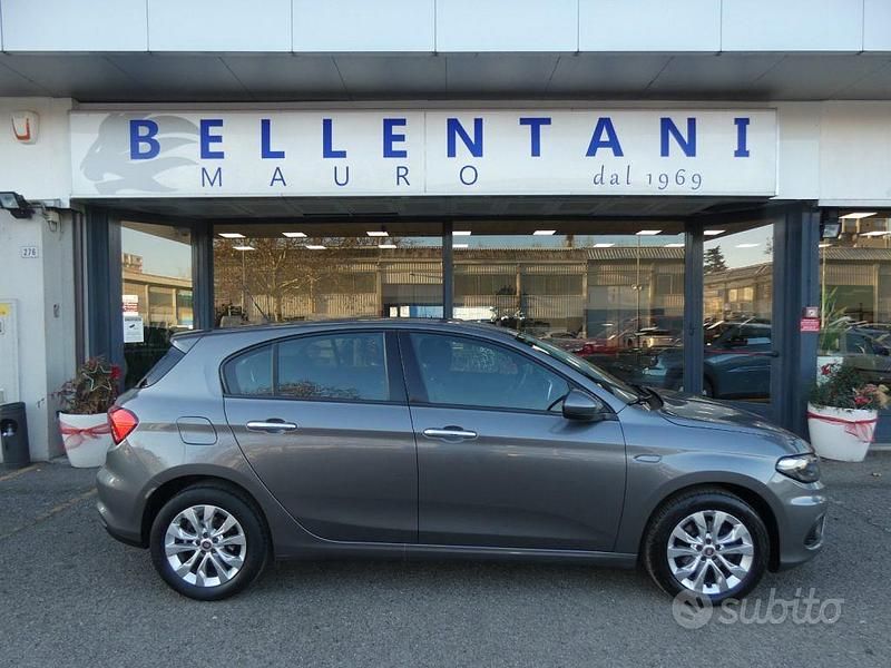 Usata 2017 Fiat Tipo Lounge 120 CV Tre volumi – 41122 Modena (MO ...