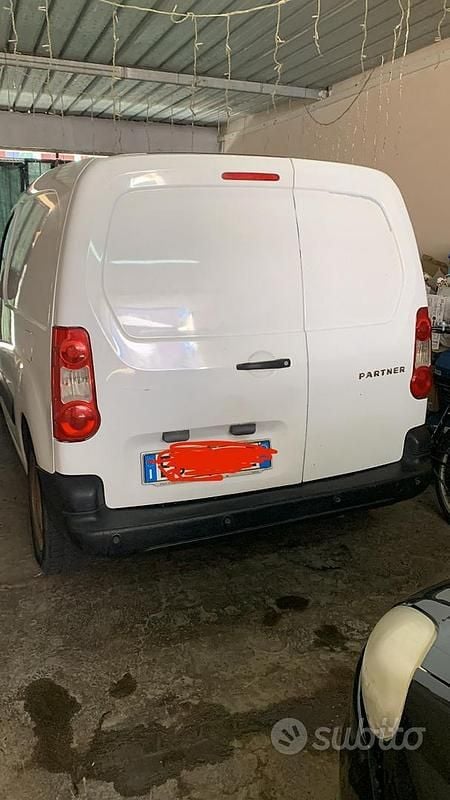 Usata 2011 Peugeot Partner 136 CV Monovolume – Sardegna (Privato ...
