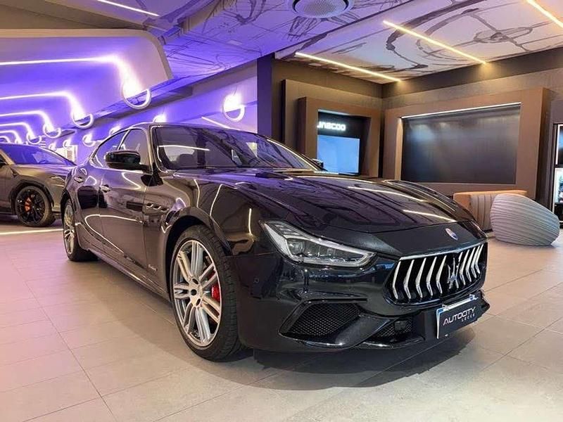Usata 2018 Maserati Ghibli GranLusso 430 CV Coupé – 73020 Cavallino ...