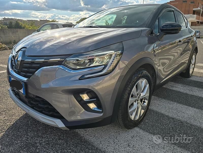 Usata 2021 Renault Captur Intens 101 CV SUV – 80041 Roma (Privato) – 16 ...