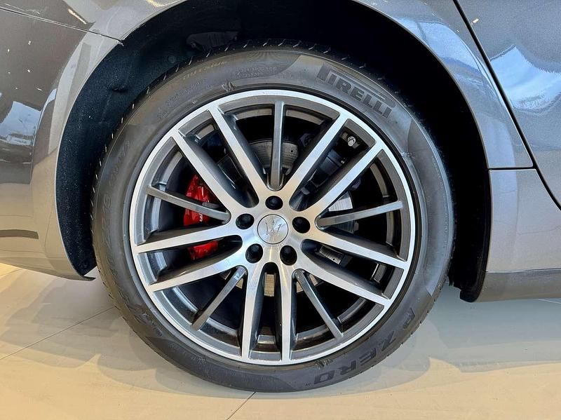 Usata 2018 Maserati Ghibli 250 CV Tre volumi – 12100 Cuneo - Cn ...