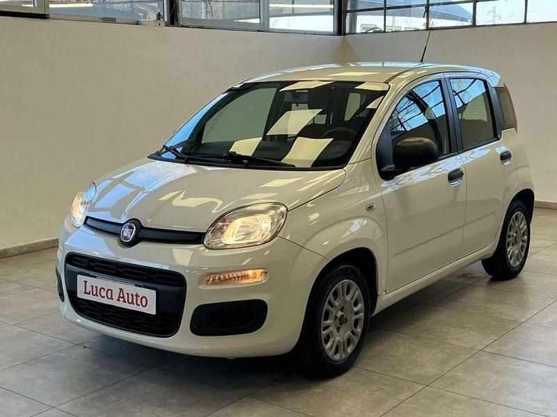 Usata 2016 Fiat Panda Easy 69 CV Tre volumi – 20093 Cologno Monzese (MI ...