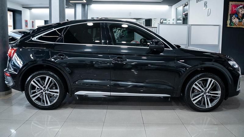Usata 2021 Audi Q5 S-Line 204 CV SUV – Campania (Rivenditore) – 33.999 ...