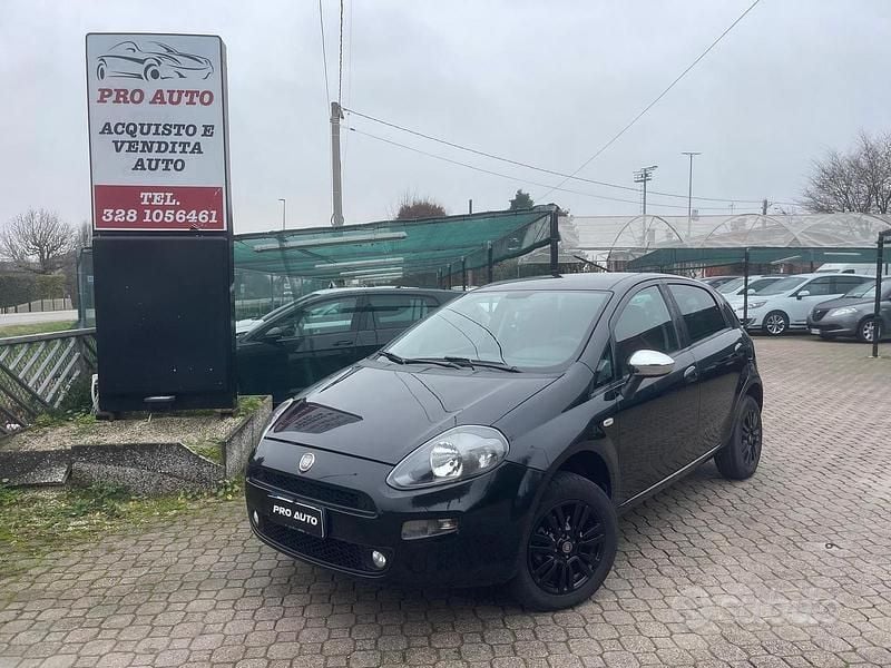 Usata 2012 Fiat Grande Punto 77 CV Due volumi – Veneto (Rivenditore ...