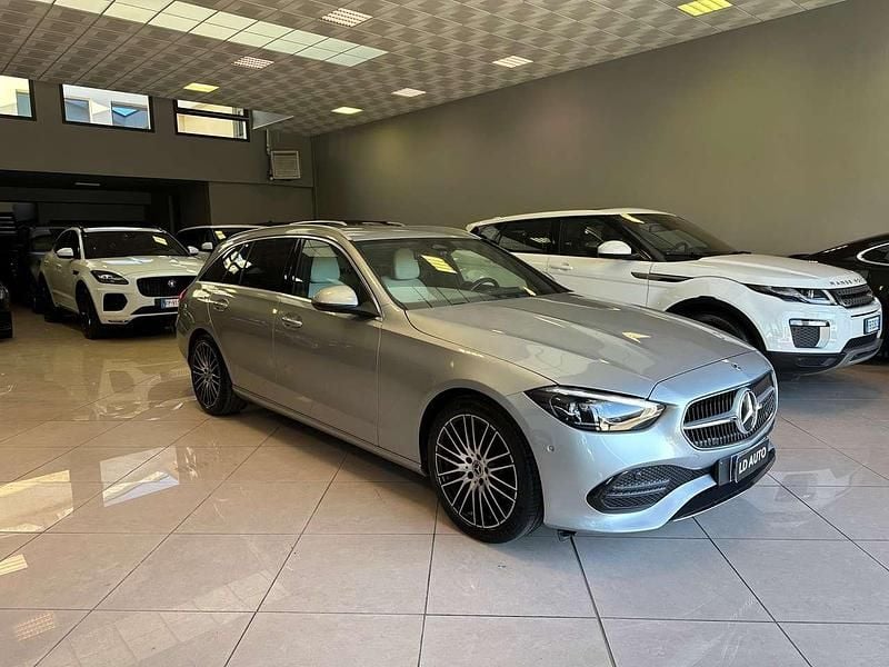 Usata 2022 Mercedes C200 Premium 163 CV Station wagon – 51100 Pistoia ...