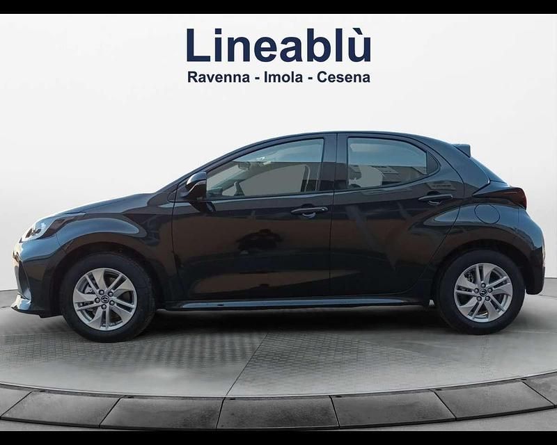Nuova 2025 Mazda 2 Center-Line 116 CV Tre volumi – 48124 Fornace ...