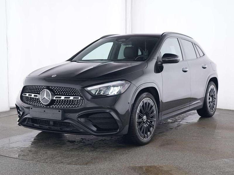 Usata 2024 Mercedes GLA180 AMG line 136 CV SUV – 20013 Magenta (MI ...