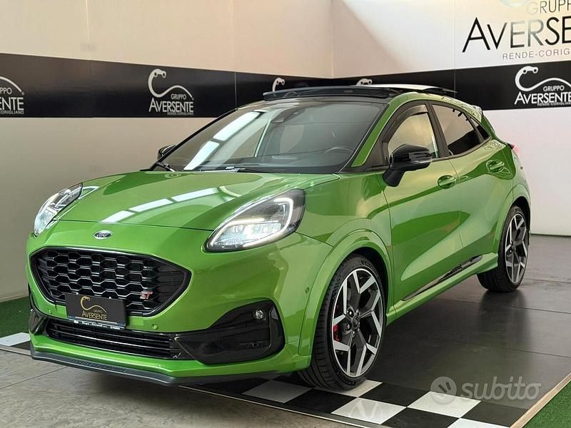 Usata 2022 Ford Puma Performance Edition 200 CV Tre volumi – 87064 ...