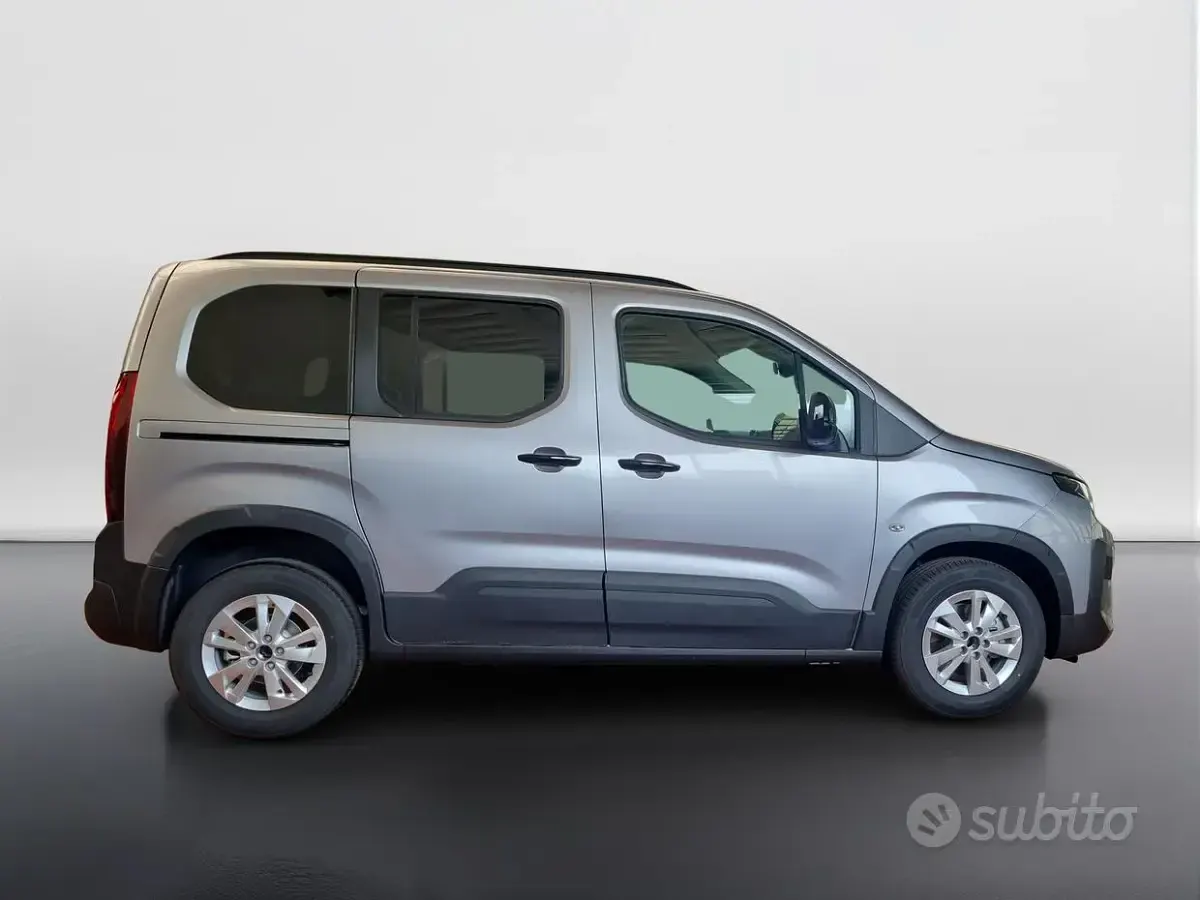Nuova Peugeot Rifter Allure 102 CV (2026) in Varese - 24.000 € | AutoUncle