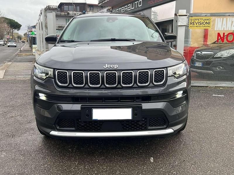 Usata 2021 Jeep Compass Limited 131 CV SUV – 00156 roma (Rivenditore ...