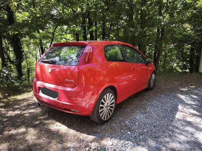 Usata 2008 Fiat Grande Punto Sport 120 CV Due volumi – 10013 ...