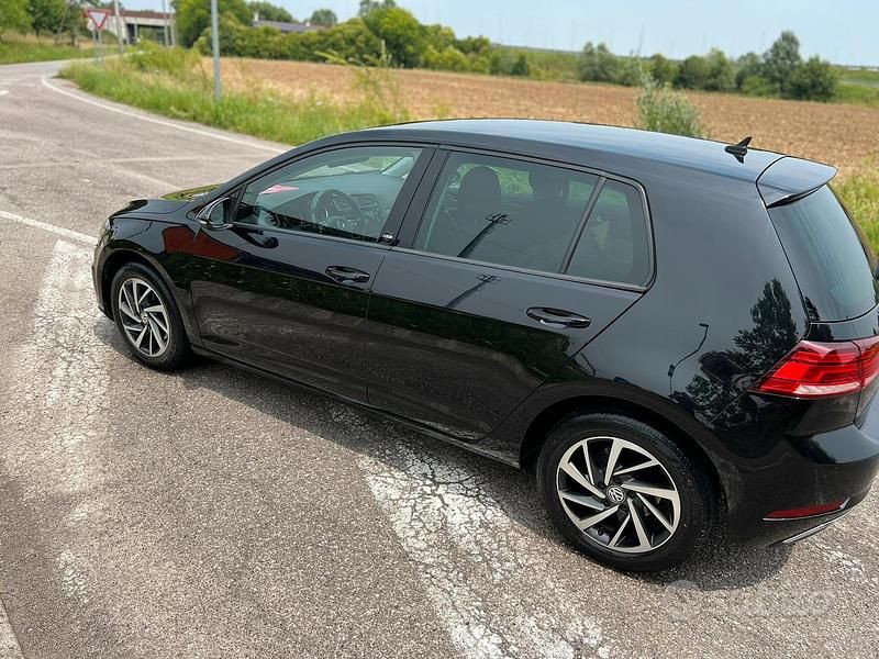 Usata 2017 VW Golf VII Berlina – Veneto (Privato) – 9500 € (Super ...