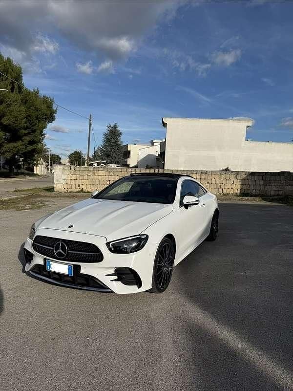 Usata 2022 Mercedes E300 Premium Plus 265 CV Coupé – 74022 taranto ...