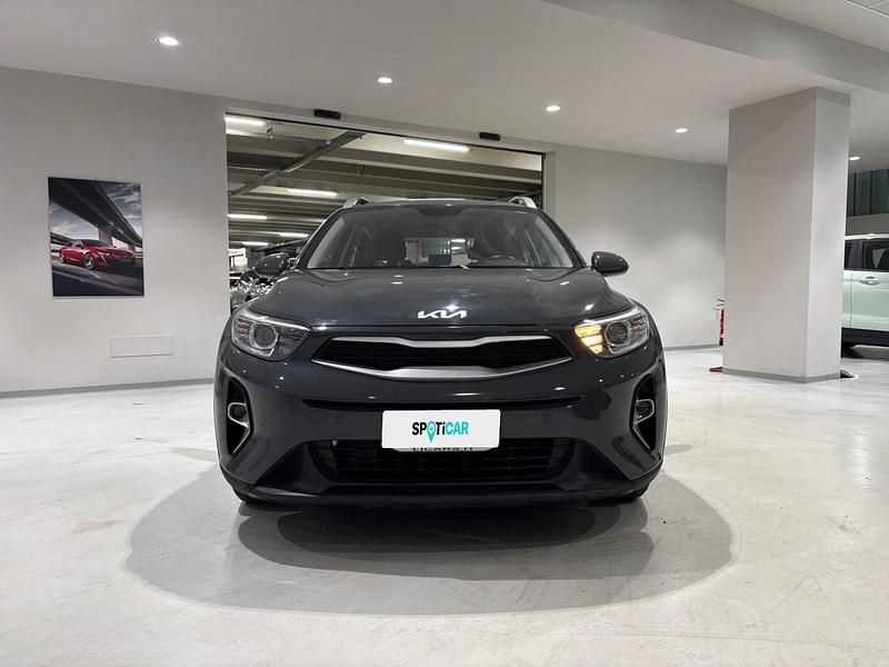 Usata 2022 Kia Stonic Urban 82 CV SUV – 20099 sesto (Rivenditore) – 12. ...