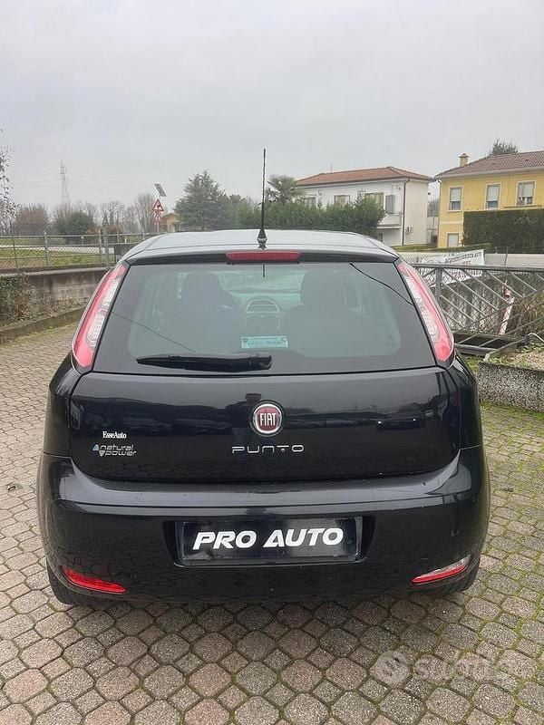 Usata 2012 Fiat Grande Punto 77 CV Due volumi – Veneto (Rivenditore ...