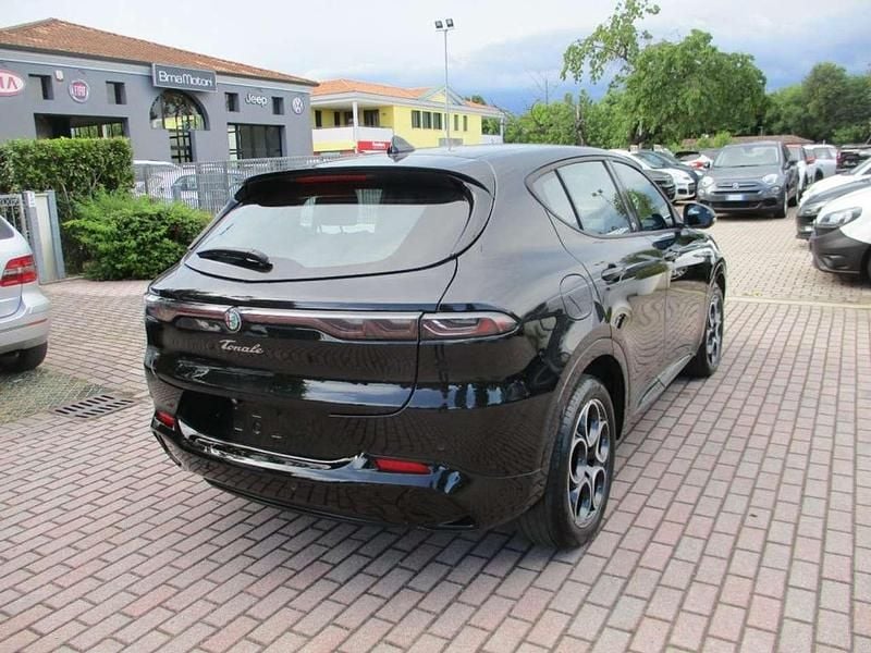 Usata 2024 Alfa Romeo Tonale Sprint 131 CV SUV – Veneto (Rivenditore ...