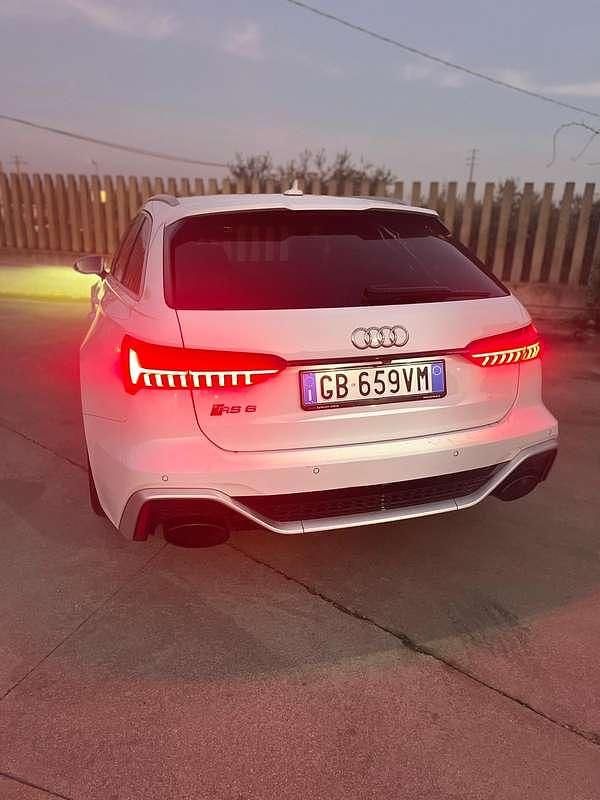 Usata 2020 Audi RS6 Performance 605 CV Station wagon – 71017 ...