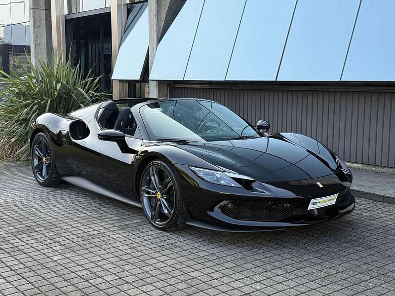 Usata 2025 Ferrari 296 663 CV Cabrio – 35020 Saonara - Padova - Pd ...