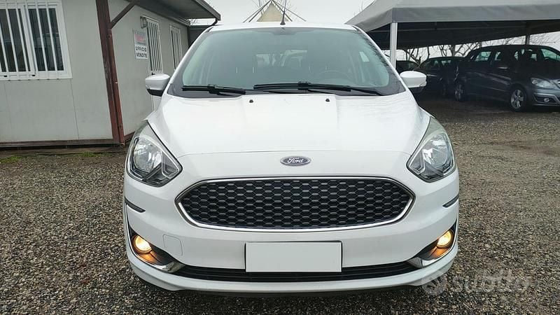 Usata 2019 Ford Ka Plus Ultimate 86 CV Due volumi – 48020 Sant'Agata ...