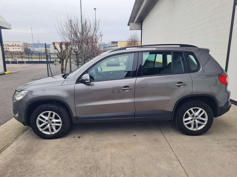 Usata 2010 VW Tiguan Trendline 140 CV SUV – Lombardia (Rivenditore ...