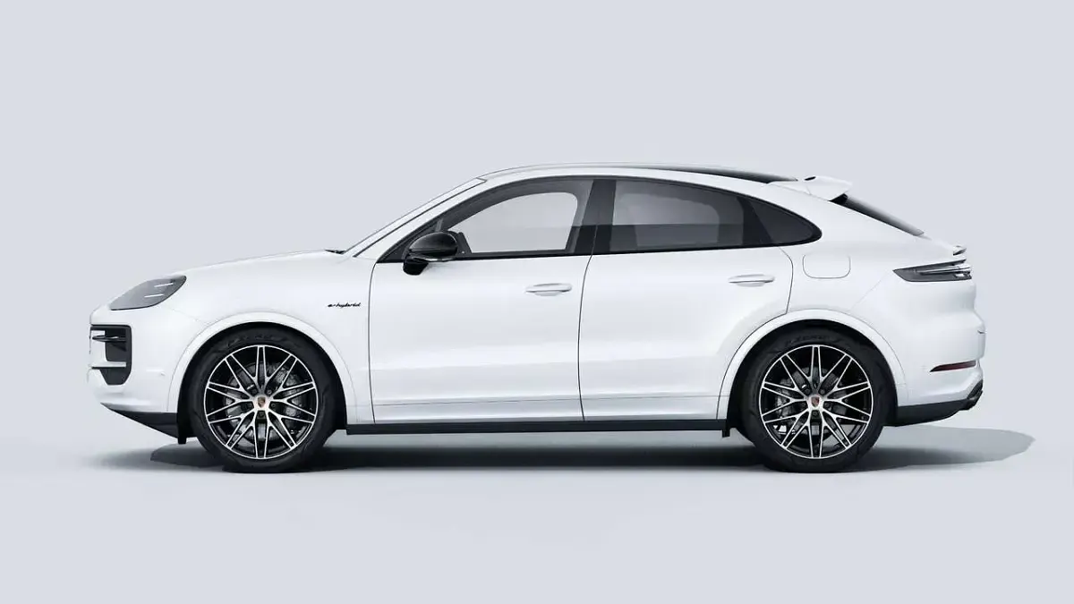 Nuova Porsche Cayenne Black Edition 470 CV (2026) in Grandate - Como ...