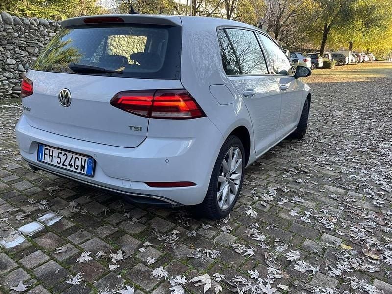 Usata 2017 VW Golf Business 110 CV Tre volumi – 24121 Bergamo – Bg ...
