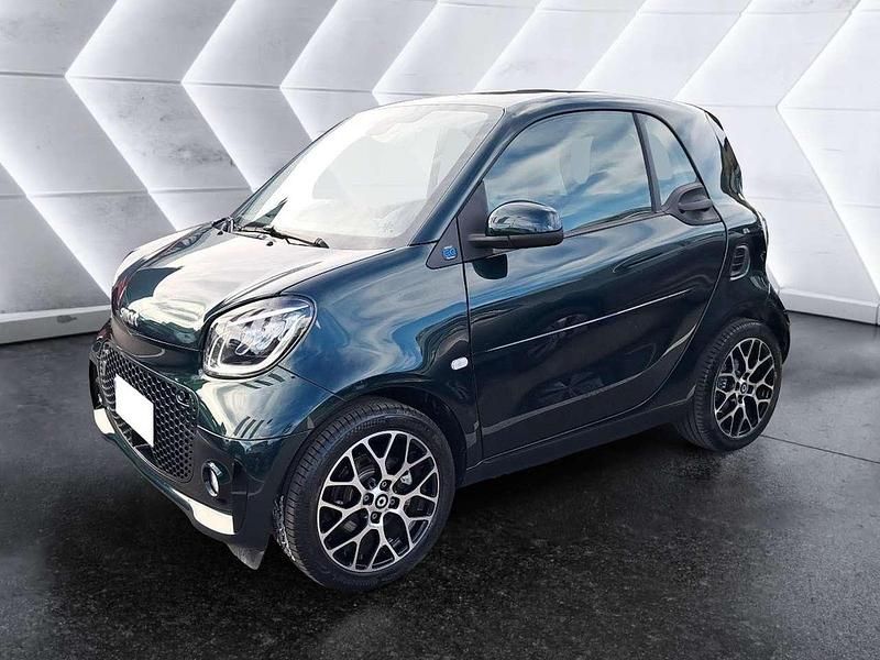 Usata 2022 Smart ForTwo Electric Drive Prime 56 CV Tre volumi ...