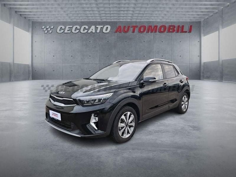 Usata 2025 Kia Stonic Style 79 CV SUV – 36016 Thiene (Rivenditore) – 14.469 € (Ottimo prezzo ...