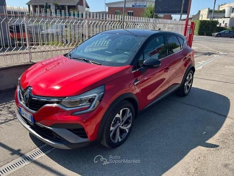VENDUTO Usata 2022 Renault Captur R.S. 94 CV SUV – 10024 MONCALIERI ...