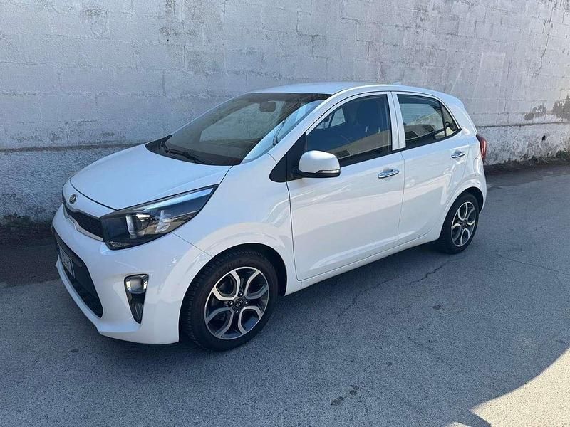 Usata 2019 Kia Picanto 65 CV Due volumi – 70056 Molfetta - Bari - Ba ...