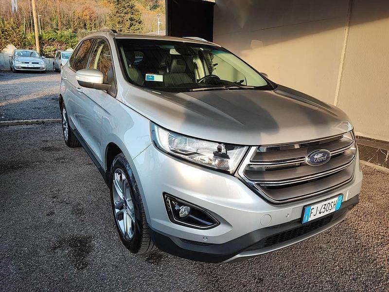 Usata 2017 Ford Edge Titanium 210 CV SUV – 03043 Cassino (FR ...