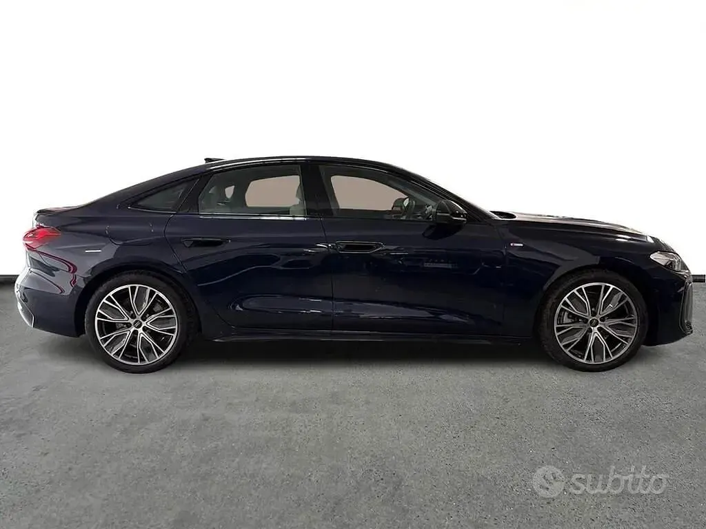 Nuova Audi A5 S-Line 204 CV (2026) in Pianopoli - 68.900 € | AutoUncle