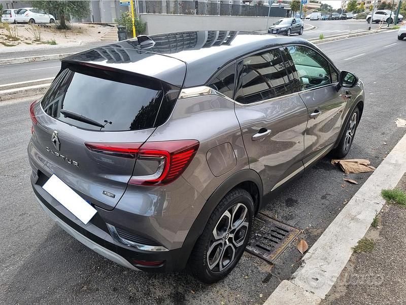Usata 2023 Renault Captur Techno 145 CV SUV – 00127 Roma (Privato) – 20 ...