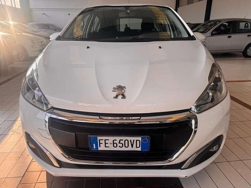 Usata 2016 Peugeot 208 Allure 82 CV Due volumi – 20093 Cologno Monzese ...