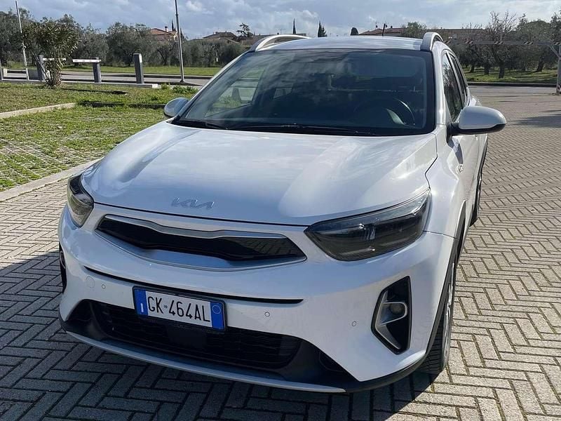 Usata 2022 Kia Stonic Style 82 CV SUV – 57029 Venturina - Livorno - Li ...