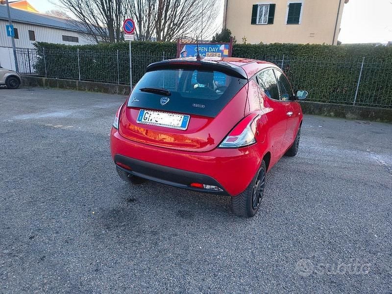 Usata 2023 Lancia Ypsilon Due volumi – Piemonte (Privato) – 10.500 ...