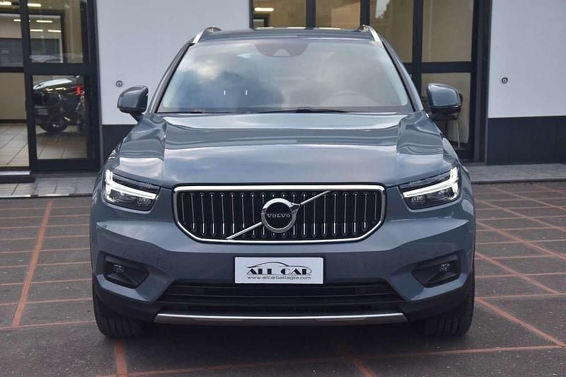 Usata 2022 Volvo XC40 Inscription 130 CV SUV – Sicilia (Rivenditore ...