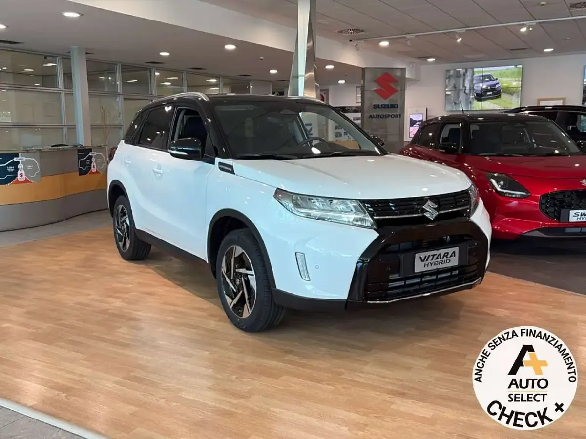 Nuova Suzuki Vitara Cool 110 CV (2026) in Roma - 22.950 € | AutoUncle