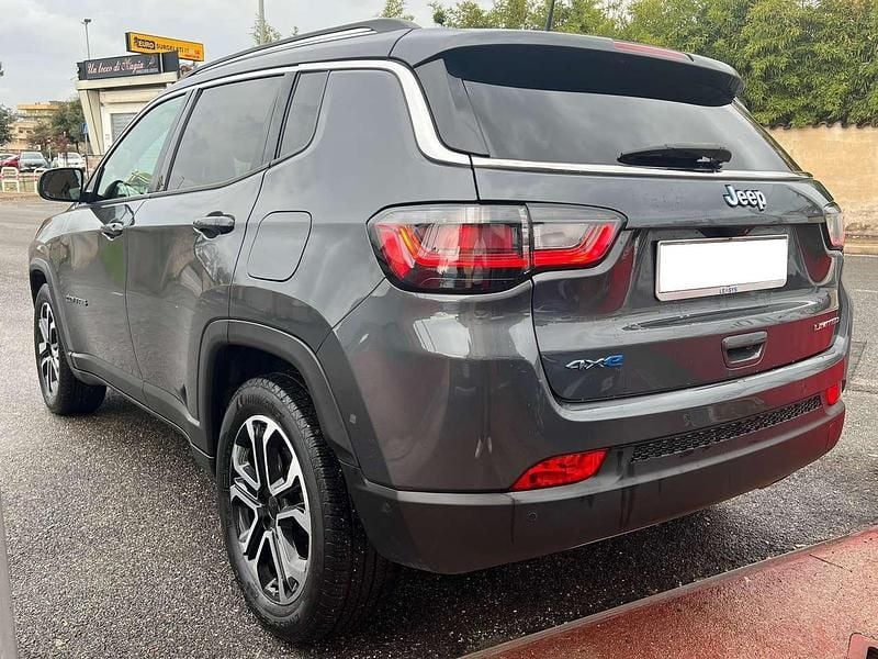Usata 2021 Jeep Compass Limited 131 CV SUV – 00156 roma (Rivenditore ...